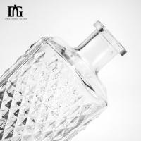 China Exquisite Style Square Gold Wine Vodka Agave Glass Bottle Sale Acceptable for OEM/ODM for sale