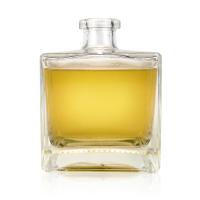China Engraving Custom 750ml Square Glass Bottle for Fruit Wine Whiskey Vodka Brandy Rum Gin for sale