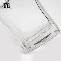 China Square Liquor Whisky Bottle 500 Ml/750 Ml/1000 Ml for Carbonated Drinks and Beverages for sale