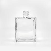 China OEM/ODM Acceptable Custom Square 750ml Glass Bottle for Whiskey Vodka Brandy Rum Gin for sale
