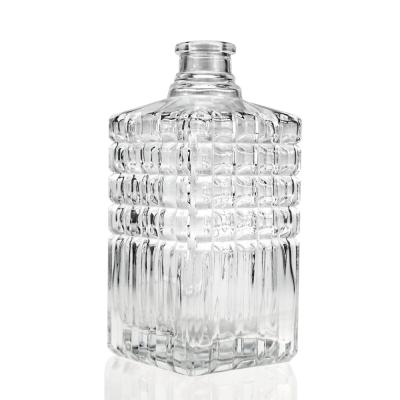 China OEM/ODM Acceptable Square 500ml Eco-Friendly Glass Bottle for Whiskey and Beauty for sale
