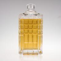 China OEM/ODM Acceptable Square 500ml Eco-Friendly Glass Bottle for Whiskey and Beauty for sale