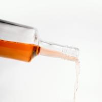 China 700ml 70cl Glass Wine Bottles for Liquors and Beverages Made of Recycled Clear Glass for sale