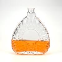 China Acceptable Customer's Logo 750ml 75cl Clear Glass Spirit Bottle for Liquors and Beverages for sale