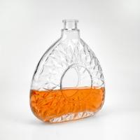 China Acceptable Customer's Logo 750ml 75cl Clear Glass Spirit Bottle for Liquors and Beverages for sale