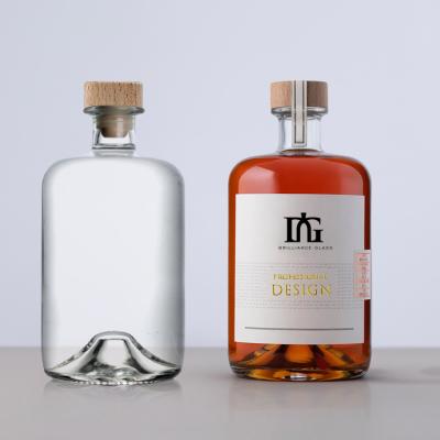China 750ml Round Shape Glass Bottle for Other Beverage Whisky Brandy Gin Vodka Rum Liquor for sale