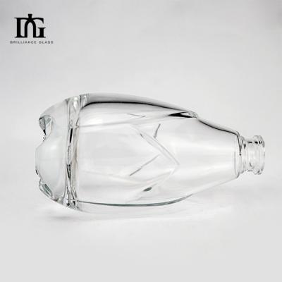 China Acceptable OEM/ODM 500ml Glass Gin Bottle with Screen Printing for sale
