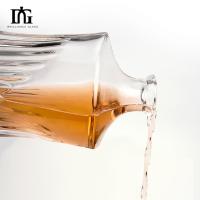 China Collar Material 700ml Crystal Whiskey Decanter Custom Logo for Liquors and Beverages for sale