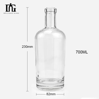 China Customized Hot Stamping Label Whiskey Bottle in 500ml 750ml Size with Thick Bottom for sale