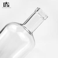 China Customized Hot Stamping Label Whiskey Bottle in 500ml 750ml Size with Thick Bottom for sale