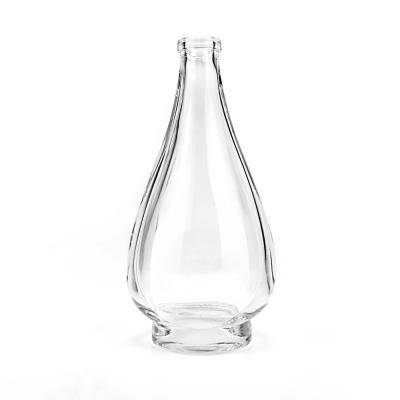 China Amber Glass Bottle with Glass Cork 500ml/700ml/750ml Capacity Hotsale Perfume Empty for sale
