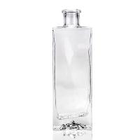China Capacity 500ml Flat Empty Clear Glass Liquor Bottle for Whisky Rum Spirits Vodka Gin for sale