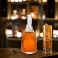 China Engraved 450ml/700ml/750ml Glass Bottle for Commercial Liquor Presentation in Clear for sale
