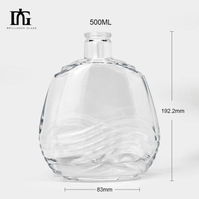 China Glass Portable Picnic Wine Table with Cork Screw Cap 500ml/700ml Bottle and Glass Bottle for sale