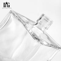 China Acceptable Customer's Logo Glass Bottle for Vodka Whiskey Liquor 500ml 700ml 1000ml for sale