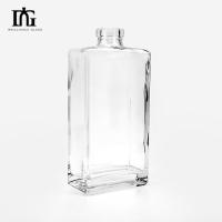 China Square 500ml Glass Bottles for Carbonated Drinks and Whisky in Transparent Material for sale