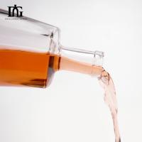 China 700ml 750ml Round Glass Bottle for Beverage OEM/ODM Acceptable Vodka Liquor for sale