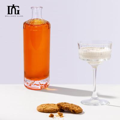 China Acceptable Customer's Logo 500ml Round Glass Wine Bottle for Liquor Alcohol Drinking for sale
