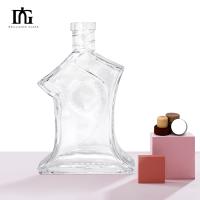 China Body Material Glass Custom Luxury Gin Whiskey Vodka 500ml 700ml 750ml 1L Bottle With Cork for sale