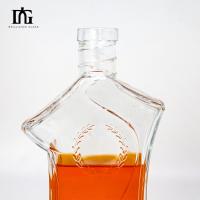 China Body Material Glass Custom Luxury Gin Whiskey Vodka 500ml 700ml 750ml 1L Bottle With Cork for sale
