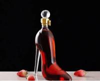 China High Heel Shoe Shape Unique 500ml 750ml Capacity Whiskey Red Wine Vodka Glass Bottle for sale