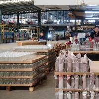 China High Heel Shoe Shape Unique 500ml 750ml Capacity Whiskey Red Wine Vodka Glass Bottle for sale