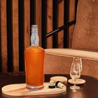 China OEM/ODM 700ml 750ml Glass Bottle for Wine Whisky Directly Supply Cap Type Cork Screw Both for sale