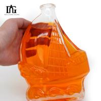 China Custom Luxury 500ml Maple Leaf Glass Bottle for Wine Whiskey Gin Beverages for sale