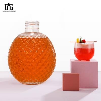 China Glass Collar Material Personalized Crystal Whisky Bottle for Liquors and Beverages for sale