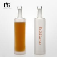 China Glass Liquors and Beverage 750ml Flat Square Shoulder Screw Top Gin Whisky Vodka Bottle for sale