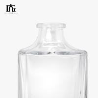 China Customize Empty Whisky Bottles 50ml 375ml Glass Spirit Bottle for Liquors Capacity 700ml for sale