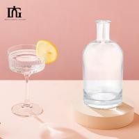 China Brilliance Screw Cap Glass Bottle 500ml 700ml 750ml for Coffee Base Material Glass for sale