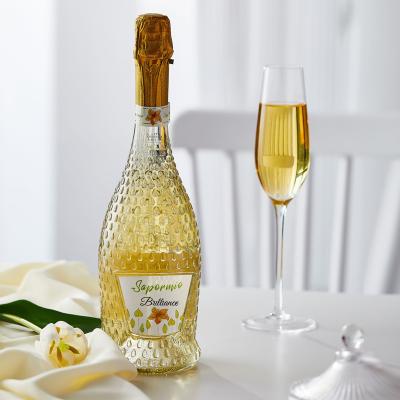 China 500ml 750ml Empty Gold Bottle for Champagne Electroplated Gold Spirits Gin Liquor Glass for sale