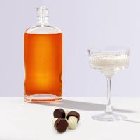 China 500ml 700ml Custom Juice Beverage Liqouur Spirits Glass Bottle with Cork and Screw Cap for sale