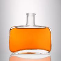 China Sample Provided Freely Glass Bottle for Vodka Gin Whiskey Liquor Spirits 750ml 500ml for sale