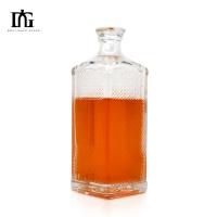 China 500ml 750ml Clear Glass Wine Bottles for Liquor Spirits Acceptable Customer's Logo for sale