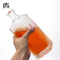 China 500ml 750ml Clear Glass Wine Bottles for Liquor Spirits Acceptable Customer's Logo for sale