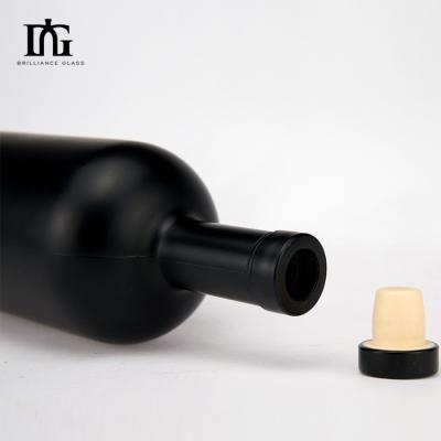 China Industrial Boston Round Flint Glass Bottle 500ML 700ML 750ML 1000ML for Vodka Whisky for sale
