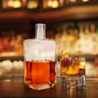 China Body Material glass Transparent 700ml Square Glass Liquor Bottle Vodka Whiskey Gin Bottle With cork for sale