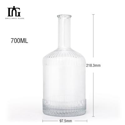 China 500ml/700ml High Grade Transparent Screw Cap Brandy Juice Beverage Glass Bottle for sale