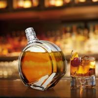 China Tea 700ml Empty Clear Glass Bottle for Liquor Spirit/Spirits Wine Vodka Brandy Whisky Rum for sale