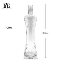 China Collar Material Glass Bottle of Tower-Shaped Tall Super Bottle with Cork Screw Cap for sale