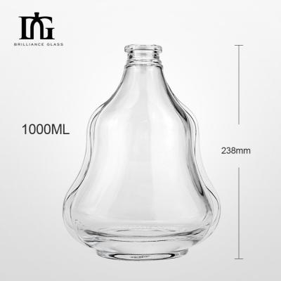 China 1000ml Customized Clear Glass Liquor Bottle Whisky Glass Bottle with Cork and Screw Cap for sale
