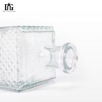 China Customized 750ml Glass Bottle for Liquors and Beverages Made of Glass Material for sale