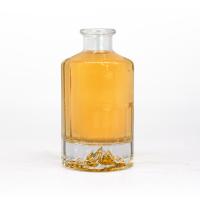 China Acceptable OEM/ODM Liquor Bottles for Vodka Whisky Rum Gin Brandy in Different Sizes for sale