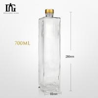 China Base Material Glass Bottle with Cork and Screw Cap 700ml Clear Empty Whisky Bottle for sale