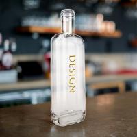 China 375ml 500ml 750ml Clear Round Empty Vodka Whisky Gin Aspect Glass Liquor Bottles with Cork for sale