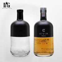 China Engraved 750ml Glass Wine Bottle for Custom Champagne and Red Wine Manufacturers for sale