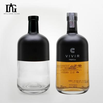 China Engraved 750ml Glass Wine Bottle for Custom Champagne and Red Wine Manufacturers for sale