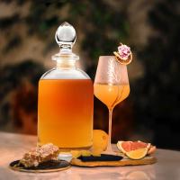 China 375ml 500ml 750ml Round Shape Clear Glass Wine Bottle for Beverage OEM/ODM Acceptable for sale